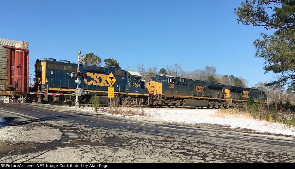 CSX ES44AC-H 889, ET44AH 3396, and GP38-2 2564